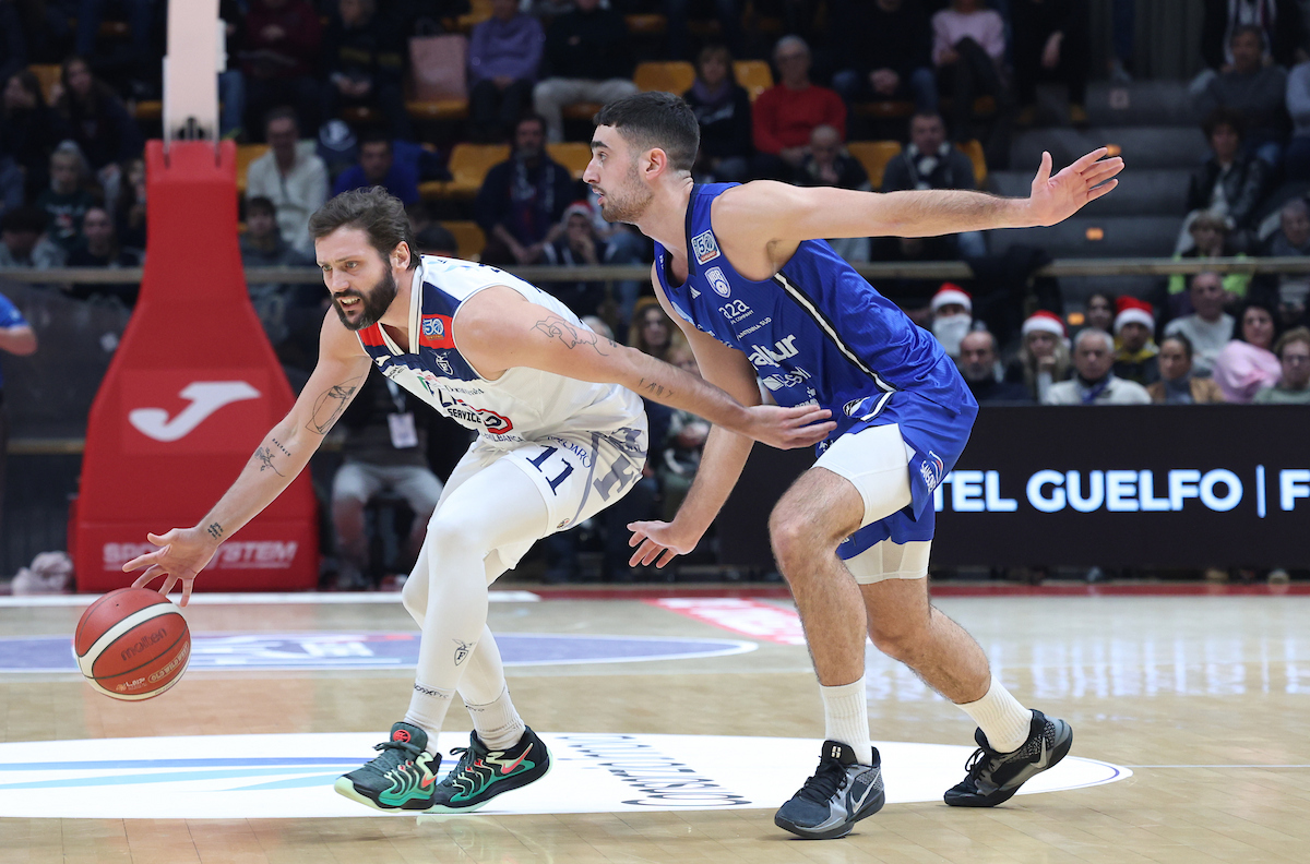 BM ON A2/ Il natale arriva prima al Paladozza, Brindisi domata dalla ...
